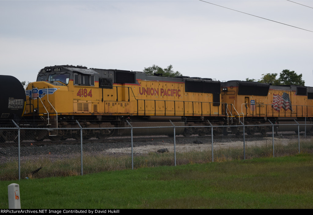UP Engine 4184, near Hull Ave Yard, Des Moines IA